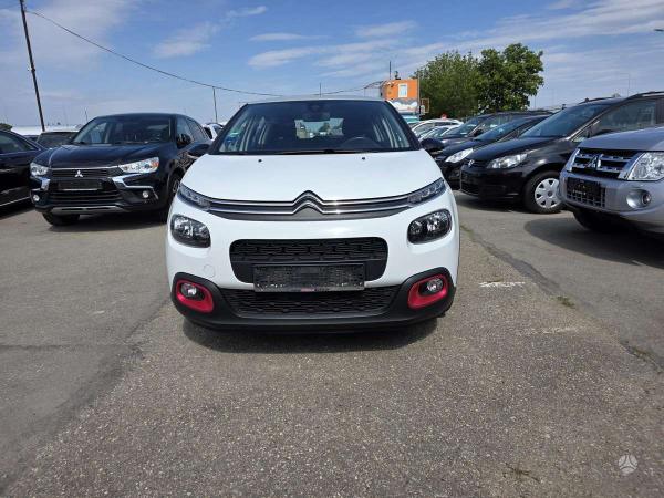 White Citroen C3 2018 in Siauliai, with an engine capacity of 1.20 L and mileage of 130 thousand km for 5900 €, photo 4 on AUTOMOTO.COM.LV