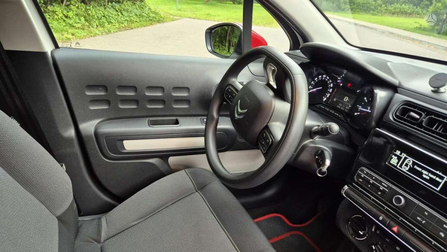 Balts Citroen C3 2018 Viļņa, ar dzinēja tilpumu 1.20 L un nobraukumu 93 tūkst. km par 6000 €, foto 13 vietnē AUTOMOTO.COM.LV