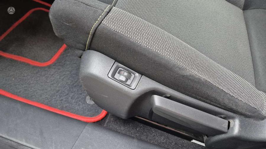 Balts Citroen C3 2018 Viļņa, ar dzinēja tilpumu 1.20 L un nobraukumu 93 tūkst. km par 6000 €, foto 15 vietnē AUTOMOTO.COM.LV