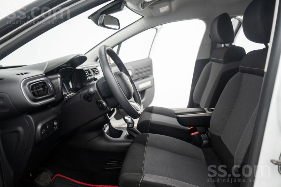 White Citroen C3 2018 in Tallinn, with an engine capacity of 1.20 L and mileage of 110 thousand km for 9998 €, photo 10 on AUTOMOTO.COM.LV