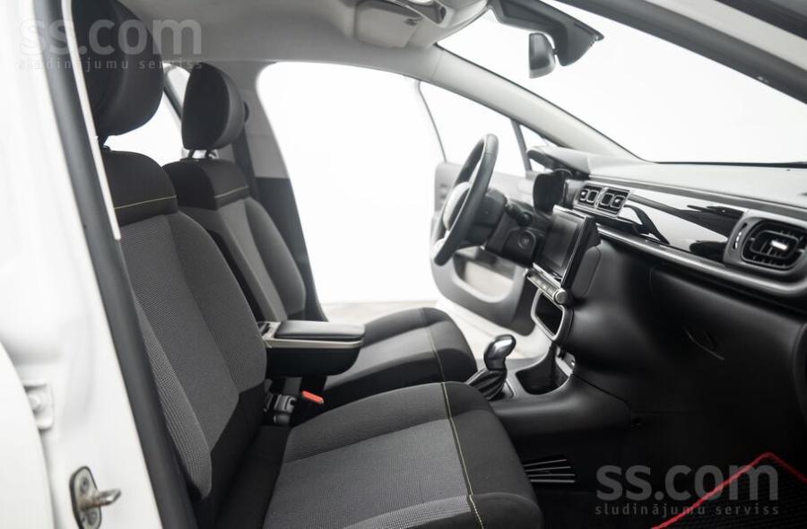 White Citroen C3 2018 in Tallinn, with an engine capacity of 1.20 L and mileage of 110 thousand km for 9998 €, photo 13 on AUTOMOTO.COM.LV