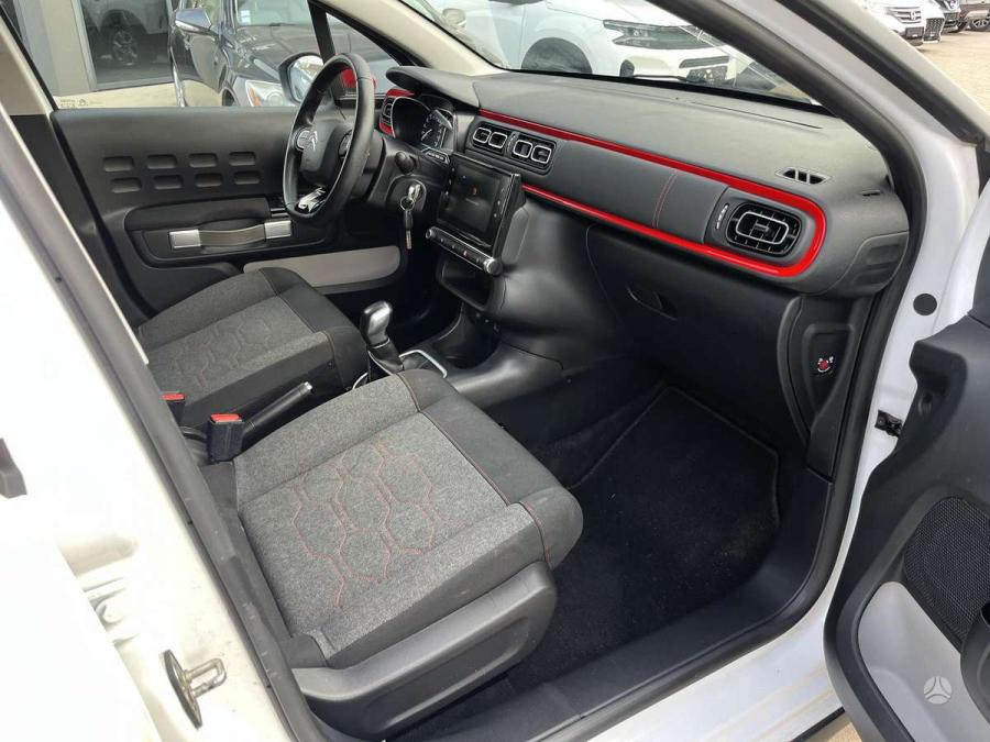White Citroen C3 2018 in Taurage, with an engine capacity of 1.20 L and mileage of 205 thousand km for 4200 €, photo 22 on AUTOMOTO.COM.LV