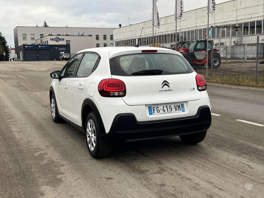White Citroen C3 2019 in Panevezys, with an engine capacity of 1.50 L and mileage of 187 thousand km for 5990 €, photo 11 on AUTOMOTO.COM.LV