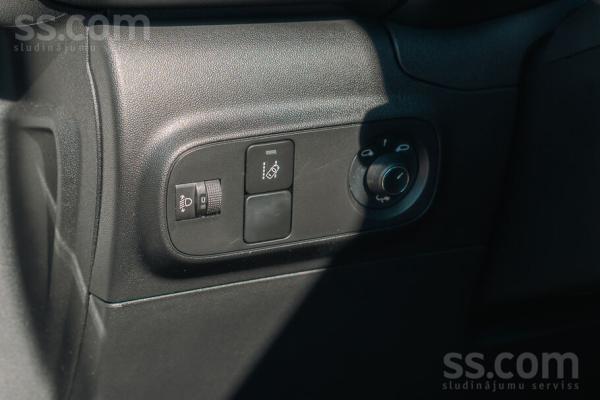 Белый Ситроен С3 2019 в Елгава, объемом двигателя 1.20 л и пробегом 126 тыс. км за 7700 €, фото 10 на AUTOMOTO.COM.LV