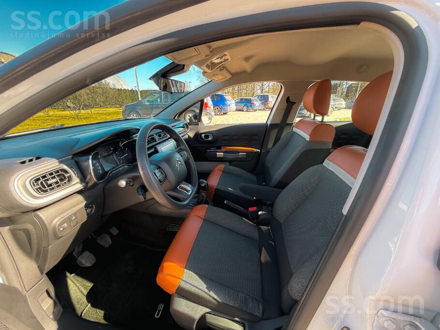 Balts Citroen C3 2019 Jelgava, ar dzinēja tilpumu 1.20 L un nobraukumu 126 tūkst. km par 7000 €, foto 9 vietnē AUTOMOTO.COM.LV