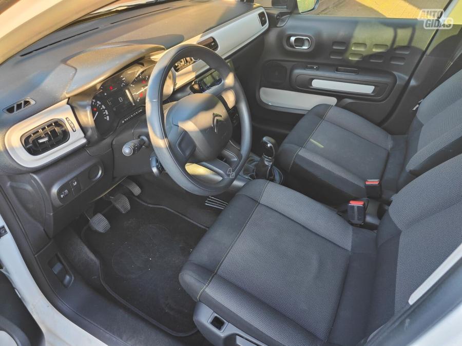 White Citroen C3 2019 in Jonava, with an engine capacity of 1.20 L and mileage of 41 thousand km for 5900 €, photo 9 on AUTOMOTO.COM.LV