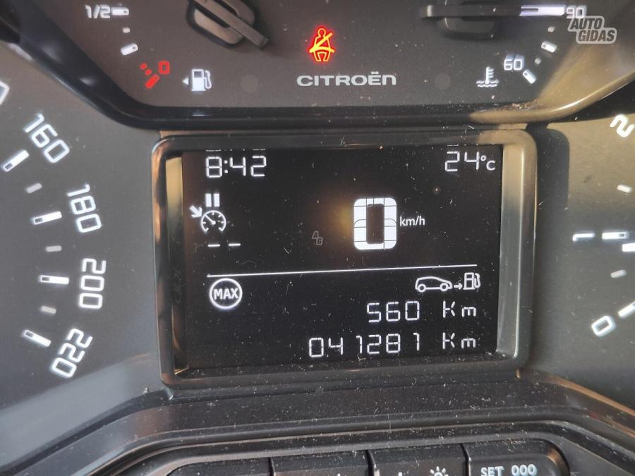 White Citroen C3 2019 in Jonava, with an engine capacity of 1.20 L and mileage of 41 thousand km for 5900 €, photo 13 on AUTOMOTO.COM.LV