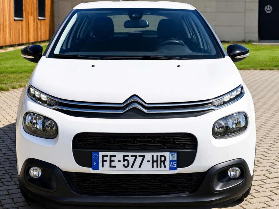 White Citroen C3 2019 in Taurage, with an engine capacity of 1.20 L and mileage of 74 thousand km for 5700 €, photo 1 on AUTOMOTO.COM.LV