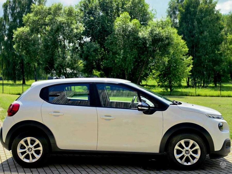 White Citroen C3 2019 in Taurage, with an engine capacity of 1.20 L and mileage of 74 thousand km for 5700 €, photo 9 on AUTOMOTO.COM.LV