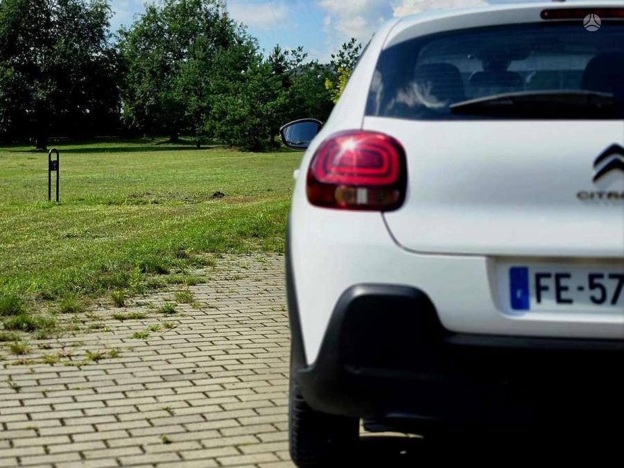 White Citroen C3 2019 in Taurage, with an engine capacity of 1.20 L and mileage of 74 thousand km for 5700 €, photo 12 on AUTOMOTO.COM.LV