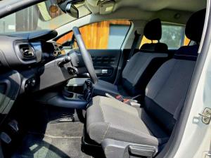 White Citroen C3 2019 in Taurage, with an engine capacity of 1.20 L and mileage of 74 thousand km for 5700 €, photo 17 on AUTOMOTO.COM.LV