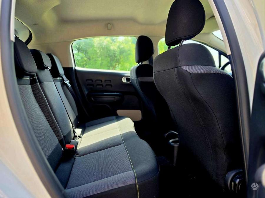 White Citroen C3 2019 in Taurage, with an engine capacity of 1.20 L and mileage of 74 thousand km for 5700 €, photo 38 on AUTOMOTO.COM.LV