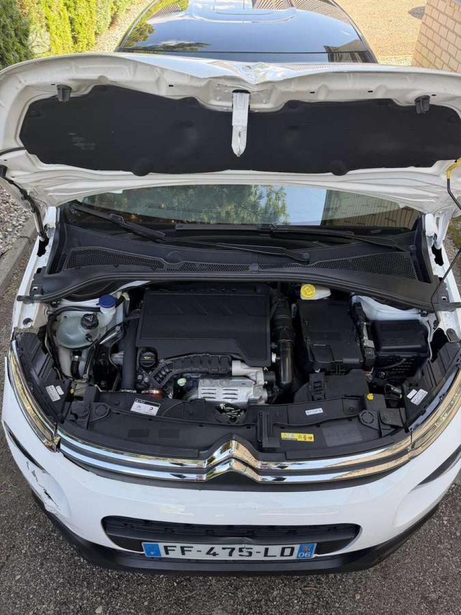 White Citroen C3 2019 in Kaunas, with an engine capacity of 1.20 L and mileage of 16 thousand km for 5900 €, photo 9 on AUTOMOTO.COM.LV