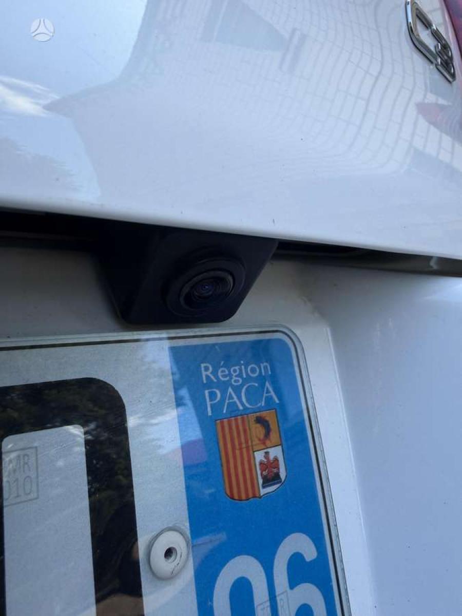 White Citroen C3 2019 in Kaunas, with an engine capacity of 1.20 L and mileage of 16 thousand km for 5900 €, photo 23 on AUTOMOTO.COM.LV
