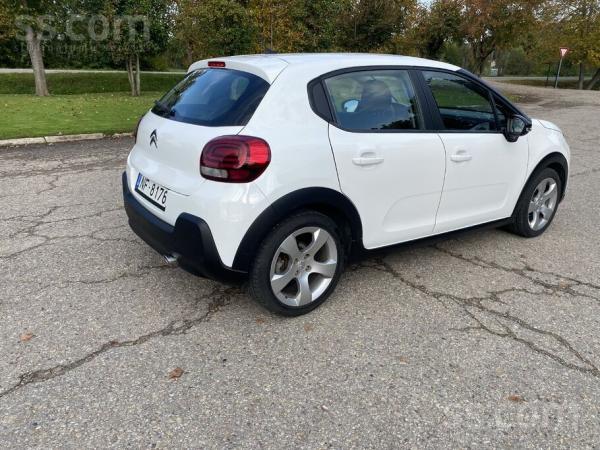 White Citroen C3 2019 in Saldus, with an engine capacity of 1.50 L and mileage of 172 thousand km for 5995 €, photo 4 on AUTOMOTO.COM.LV