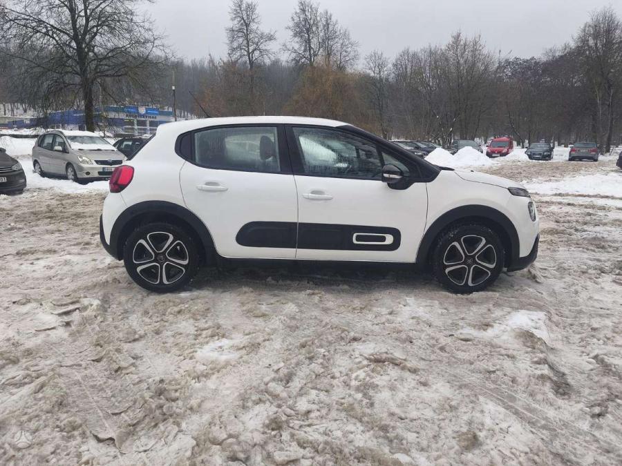 White Citroen C3 2020 in Vilnius, with an engine capacity of 1.50 L and mileage of 118 thousand km for 6600 €, photo 5 on AUTOMOTO.COM.LV