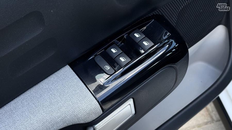 Balts Citroen C3 2020 Radviliškis, ar dzinēja tilpumu 1.20 L un nobraukumu 92 tūkst. km par 7150 €, foto 30 vietnē AUTOMOTO.COM.LV