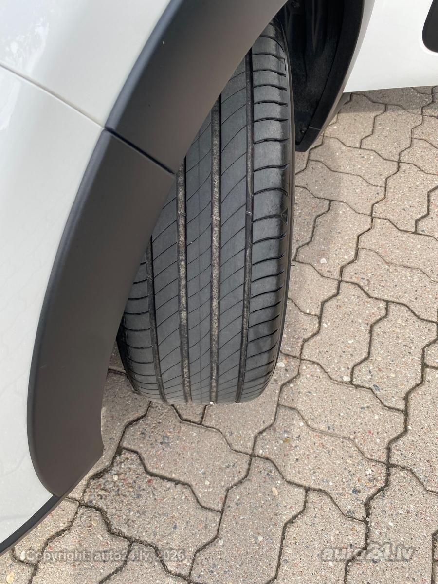 Balts Citroen C3 2020 Tallina, ar dzinēja tilpumu 1.20 L un nobraukumu 46 tūkst. km par 9480 €, foto 13 vietnē AUTOMOTO.COM.LV