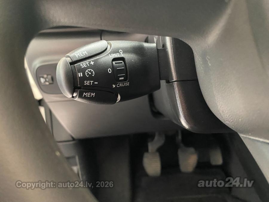 Balts Citroen C3 2020 Tallina, ar dzinēja tilpumu 1.20 L un nobraukumu 46 tūkst. km par 9480 €, foto 20 vietnē AUTOMOTO.COM.LV
