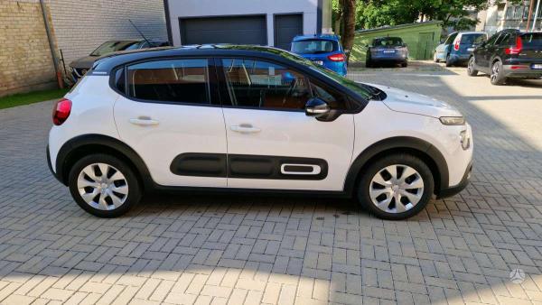 White Citroen C3 2020 in Siauliai, with an engine capacity of 1.20 L and mileage of 72 thousand km for 8990 €, photo 4 on AUTOMOTO.COM.LV