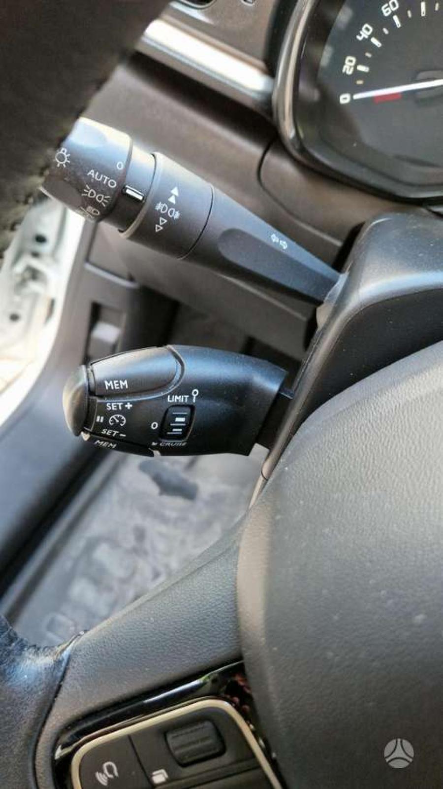 Balts Citroen C3 2020 Šauļi, ar dzinēja tilpumu 1.20 L un nobraukumu 72 tūkst. km par 8990 €, foto 24 vietnē AUTOMOTO.COM.LV