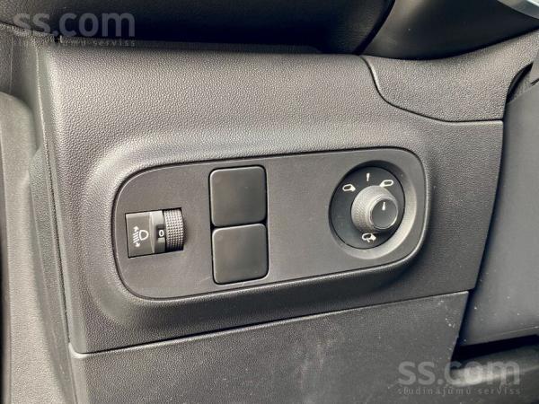 Balts Citroen C3 2022 Daugavpils, ar dzinēja tilpumu 1.20 L un nobraukumu 0 tūkst. km par 10990 €, foto 10 vietnē AUTOMOTO.COM.LV