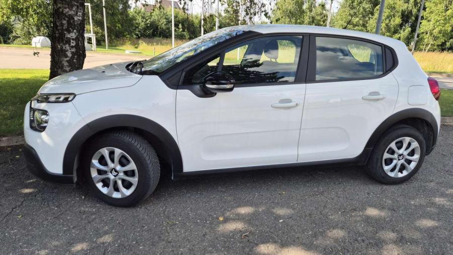 White Citroen C3 2022 in Taurage, with an engine capacity of 1.50 L and mileage of 221 thousand km for 5850 €, photo 4 on AUTOMOTO.COM.LV