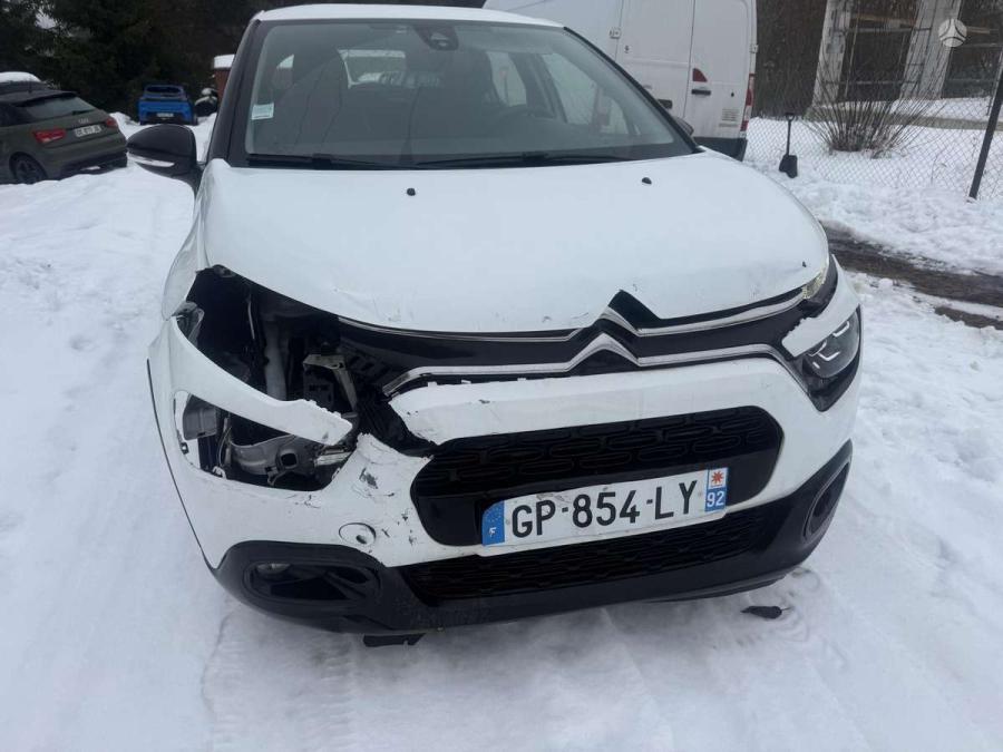 White Citroen C3 2023 in Kaunas, with an engine capacity of 1.50 L and mileage of 20 thousand km for 6200 €, photo 13 on AUTOMOTO.COM.LV