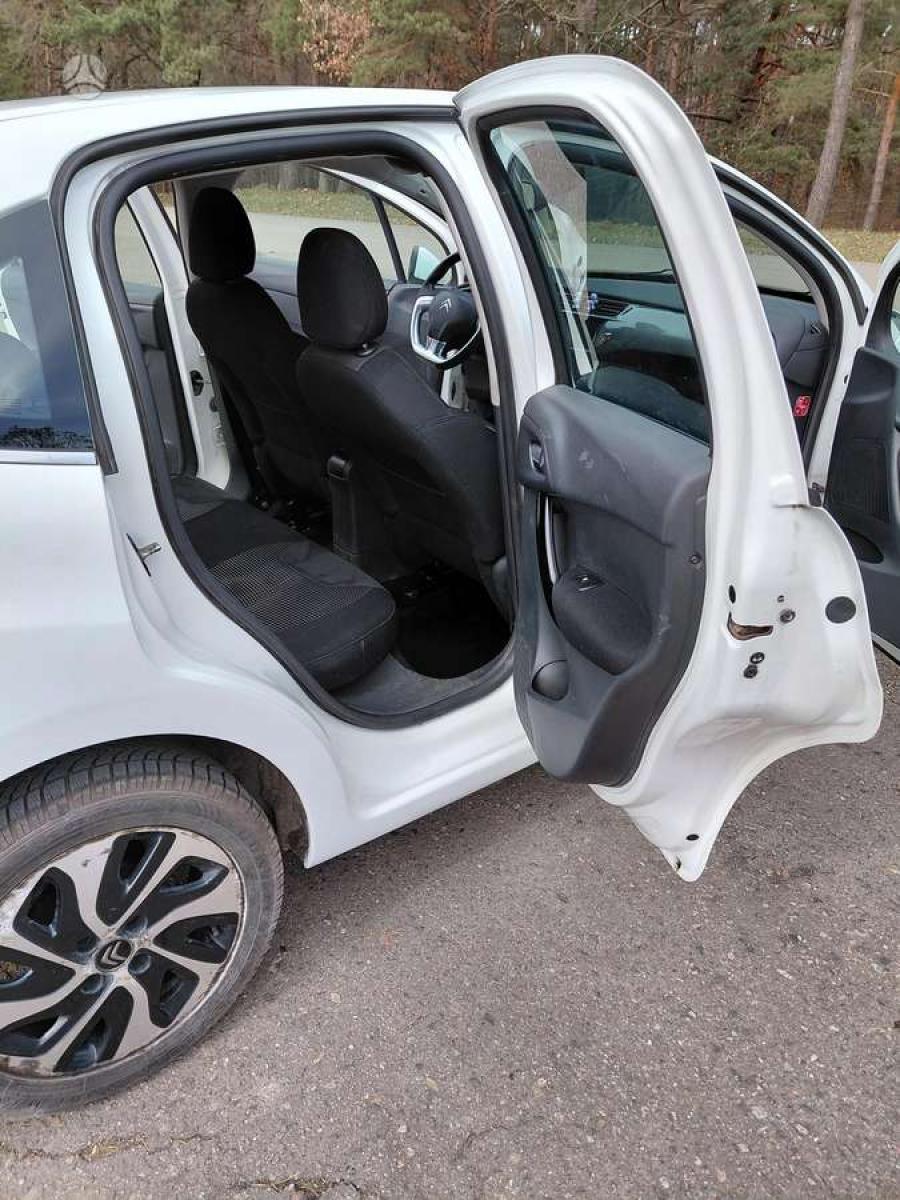 Balts Citroen C3 2014 Kauņa, ar dzinēja tilpumu 0.00 L un nobraukumu 170 tūkst. km par 3999 €, foto 6 vietnē AUTOMOTO.COM.LV