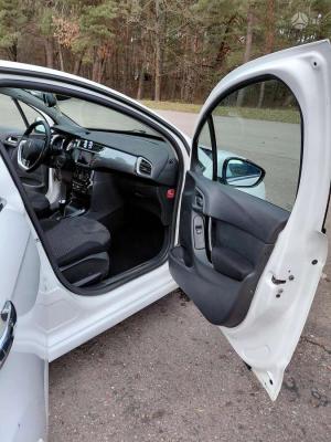 Balts Citroen C3 2014 Kauņa, ar dzinēja tilpumu 0.00 L un nobraukumu 170 tūkst. km par 3999 €, foto 7 vietnē AUTOMOTO.COM.LV
