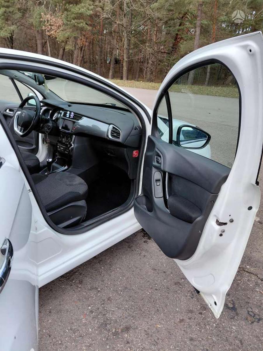 Balts Citroen C3 2014 Kauņa, ar dzinēja tilpumu 0.00 L un nobraukumu 170 tūkst. km par 3999 €, foto 7 vietnē AUTOMOTO.COM.LV
