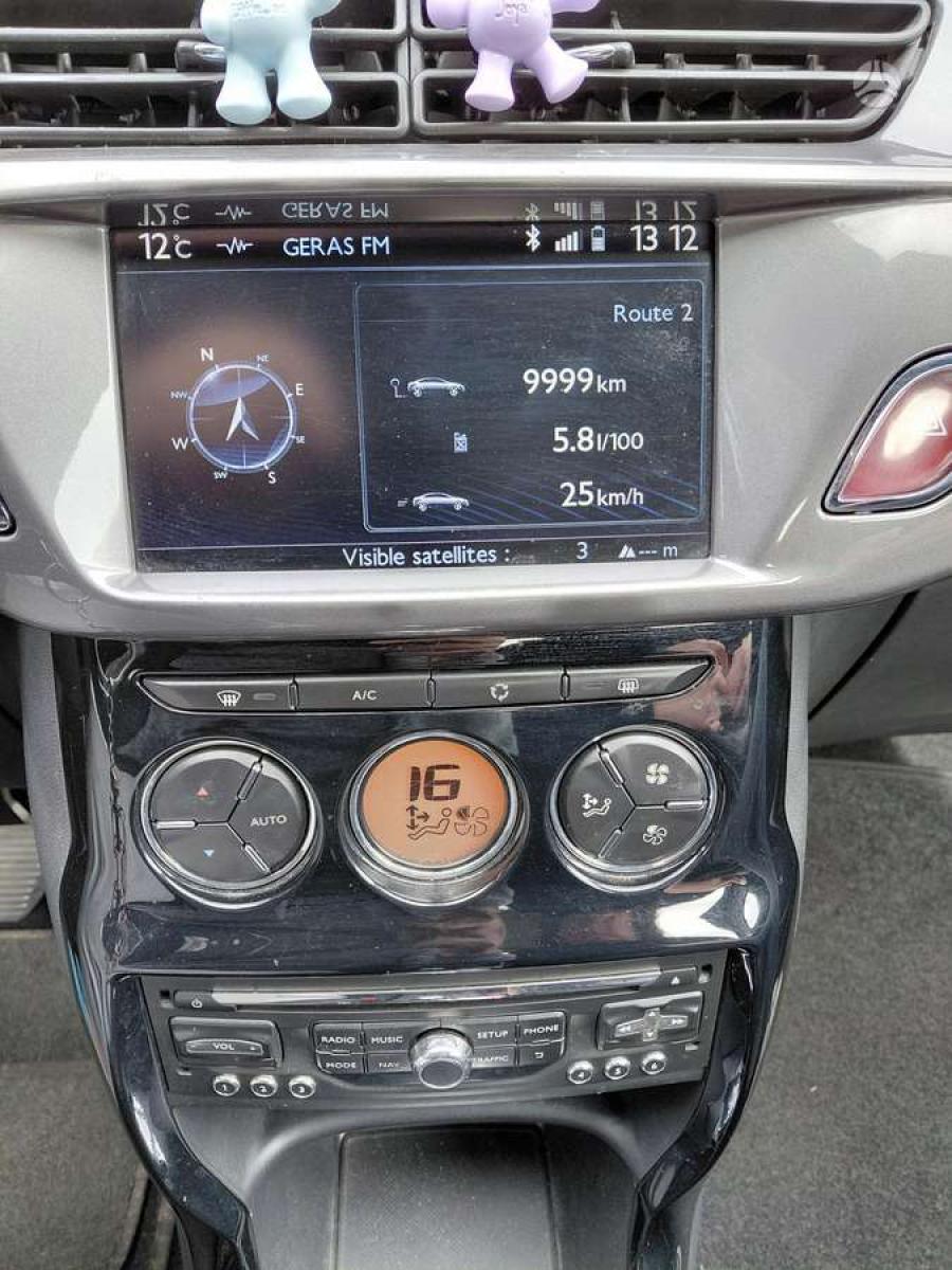 Balts Citroen C3 2014 Kauņa, ar dzinēja tilpumu 0.00 L un nobraukumu 170 tūkst. km par 3999 €, foto 13 vietnē AUTOMOTO.COM.LV