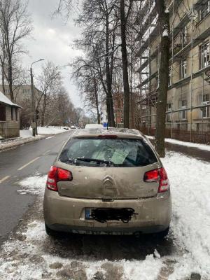 Yellow Citroen C3 2010 in Vilnius, with an engine capacity of 1.36 L and mileage of 188 thousand km for 800 €, photo 2 on AUTOMOTO.COM.LV