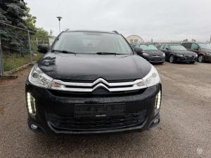 Black Citroen c4-aircross 2014 in Marijampole, with an engine capacity of 1.56 L and mileage of 200 thousand km for 3850 €, photo 3 on AUTOMOTO.COM.LV