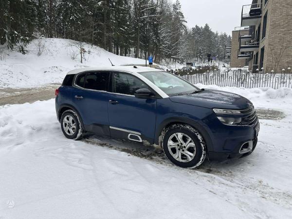Zils Citroen c4-aircross 2020 Viļņa, ar dzinēja tilpumu 1.20 L un nobraukumu 82 tūkst. km par 7259 €, foto 1 vietnē AUTOMOTO.COM.LV