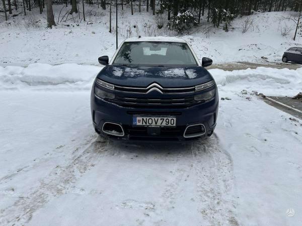Zils Citroen c4-aircross 2020 Viļņa, ar dzinēja tilpumu 1.20 L un nobraukumu 82 tūkst. km par 7259 €, foto 8 vietnē AUTOMOTO.COM.LV