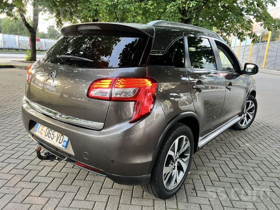 Brūns Citroen c4-aircross 2012 Rīga, ar dzinēja tilpumu 1.80 L un nobraukumu 0 tūkst. km par 6500 €, foto 3 vietnē AUTOMOTO.COM.LV