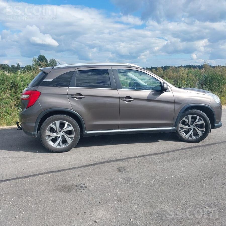 Brūns Citroen c4-aircross 2012 Rīga, ar dzinēja tilpumu 1.80 L un nobraukumu 262 tūkst. km par 5500 €, foto 5 vietnē AUTOMOTO.COM.LV