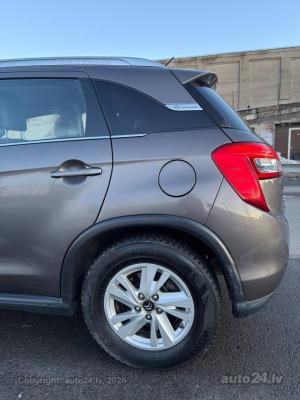 Brūns Citroen c4-aircross 2015 Tallina, ar dzinēja tilpumu 1.60 L un nobraukumu 240 tūkst. km par 3500 €, foto 7 vietnē AUTOMOTO.COM.LV