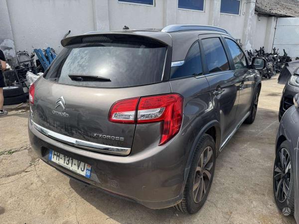 Brūns Citroen c4-aircross 2015 Tauragė, ar dzinēja tilpumu 1.60 L un nobraukumu 195 tūkst. km par 4900 €, foto 8 vietnē AUTOMOTO.COM.LV