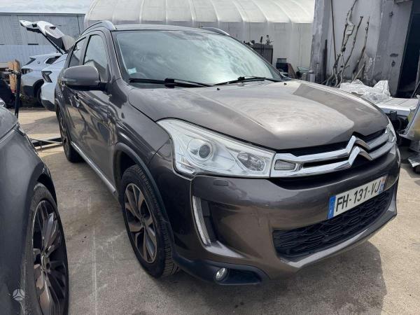Brown Citroen c4-aircross 2015 in Taurage, with an engine capacity of 1.60 L and mileage of 195 thousand km for 4900 €, photo 2 on AUTOMOTO.COM.LV