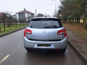 Grey Citroen c4-aircross 2012 in Taurage, with an engine capacity of 1.80 L and mileage of 233 thousand km for 5499 €, photo 6 on AUTOMOTO.COM.LV