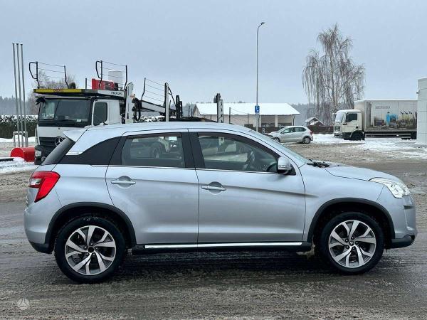 Pelēks Citroen c4-aircross 2012 Tauragė, ar dzinēja tilpumu 1.80 L un nobraukumu 235 tūkst. km par 4800 €, foto 2 vietnē AUTOMOTO.COM.LV