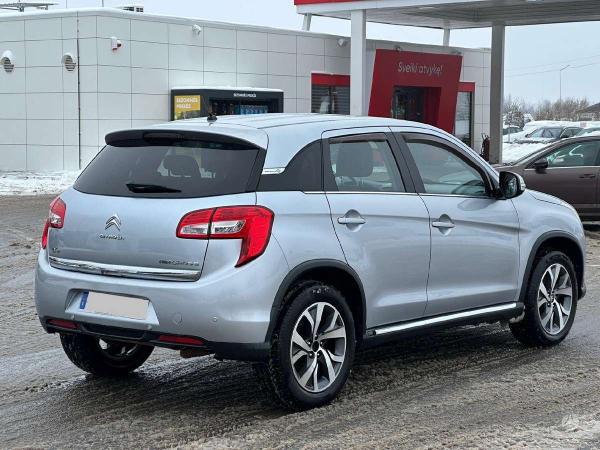 Pelēks Citroen c4-aircross 2012 Tauragė, ar dzinēja tilpumu 1.80 L un nobraukumu 235 tūkst. km par 4800 €, foto 3 vietnē AUTOMOTO.COM.LV
