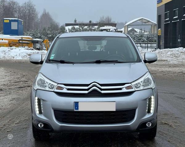 Pelēks Citroen c4-aircross 2012 Tauragė, ar dzinēja tilpumu 1.80 L un nobraukumu 235 tūkst. km par 4800 €, foto 7 vietnē AUTOMOTO.COM.LV