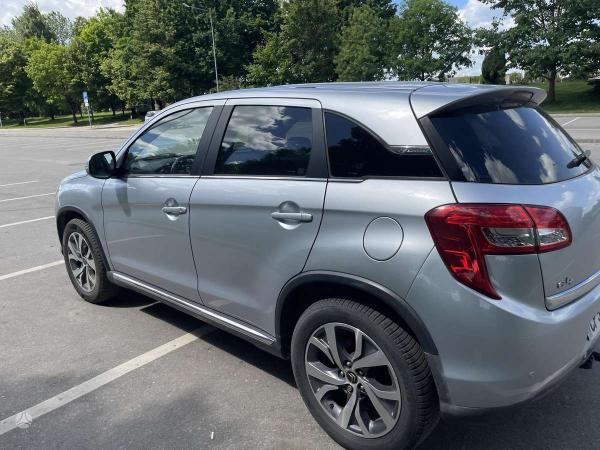Grey Citroen c4-aircross 2012 in Taurage, with an engine capacity of 1.80 L and mileage of 226 thousand km for 3800 €, photo 7 on AUTOMOTO.COM.LV