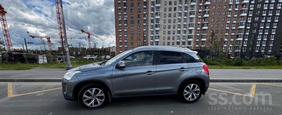 Grey Citroen c4-aircross 2012 in Riga, with an engine capacity of 1.60 L and mileage of 233 thousand km for 7100 €, photo 5 on AUTOMOTO.COM.LV