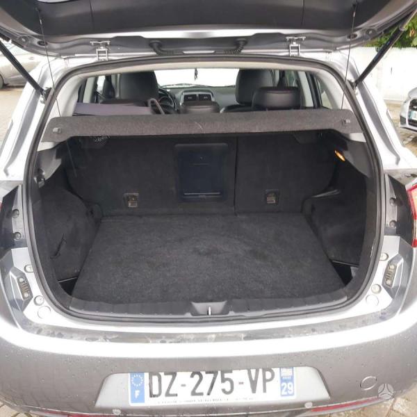 Grey Citroen c4-aircross 2016 in Taurage, with an engine capacity of 1.60 L and mileage of 270 thousand km for 5100 €, photo 10 on AUTOMOTO.COM.LV