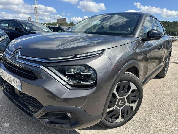 Pelēks Citroen c4-aircross 2022 Viļņa, ar dzinēja tilpumu 1.20 L un nobraukumu 154 tūkst. km par 11252 €, foto 1 vietnē AUTOMOTO.COM.LV
