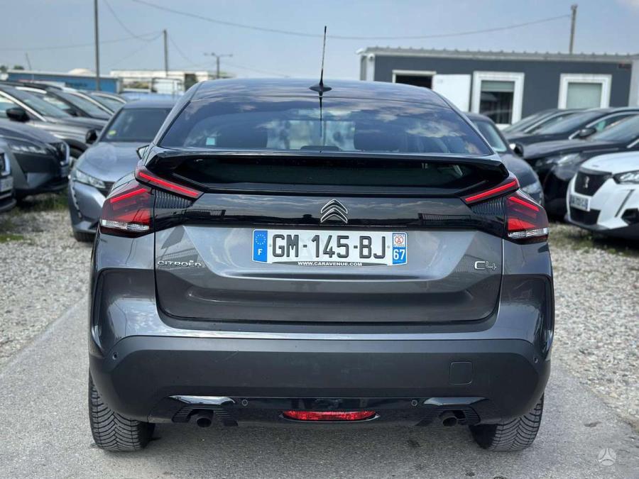 Grey Citroen c4-aircross 2023 in Vilnius, with an engine capacity of 1.20 L and mileage of 103 thousand km for 10889 €, photo 6 on AUTOMOTO.COM.LV